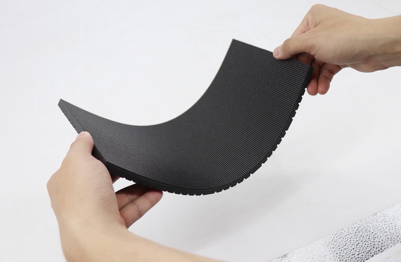 Soft LED Module 320x160 Outdoor P2 Flexible LED Display Screen