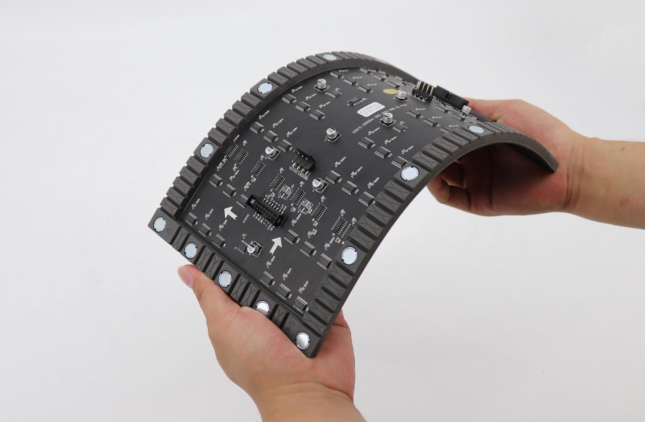 Outdoor Flexible LED Module 320x160 P2.5 P2 Soft LED Display